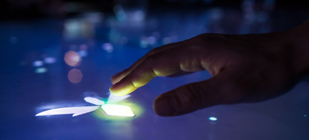 Les tables multitaction : reconnaissance d'objets et multitouch