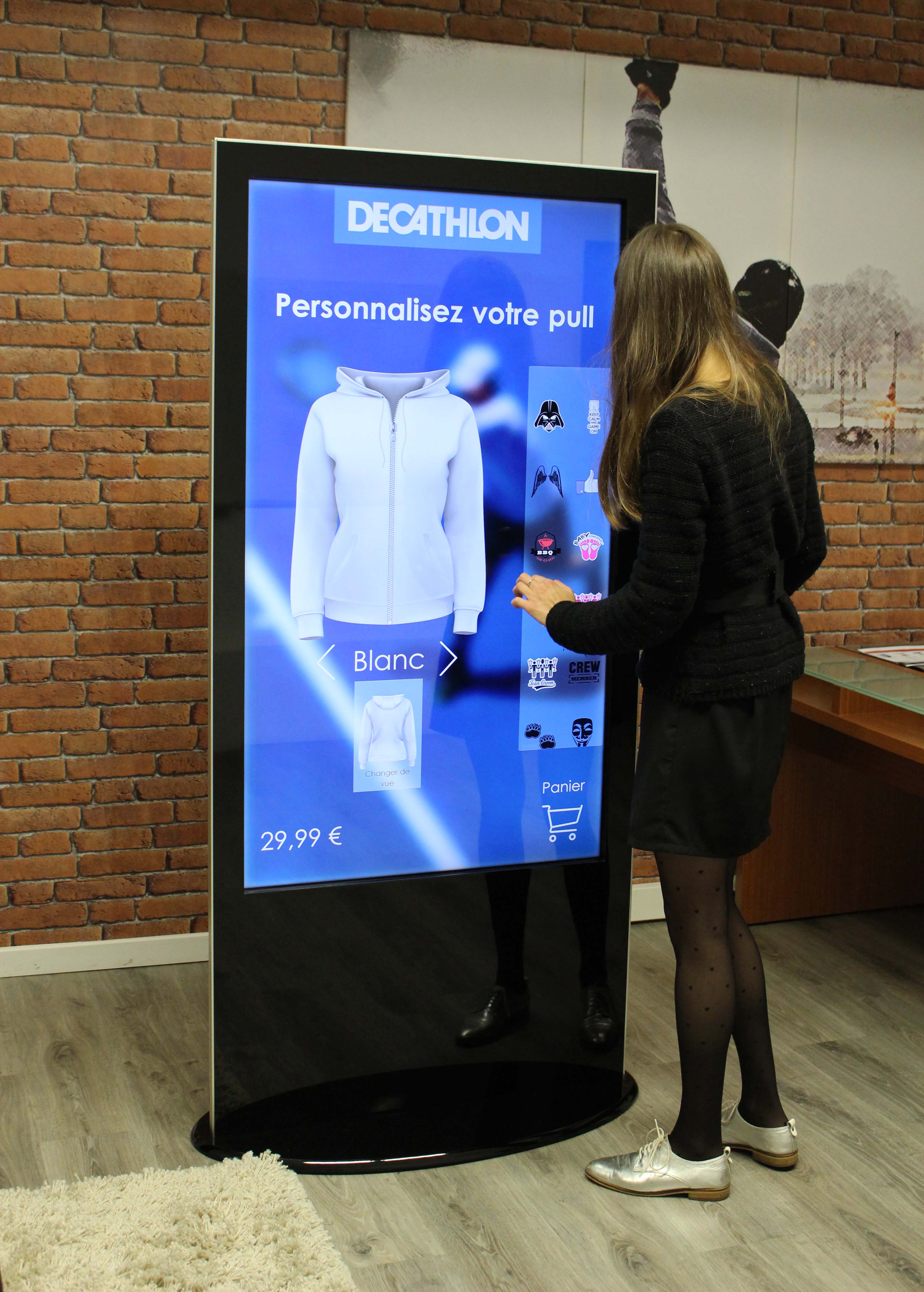 Totem tactile iSlim 40, 50 et 58 pouces 4K