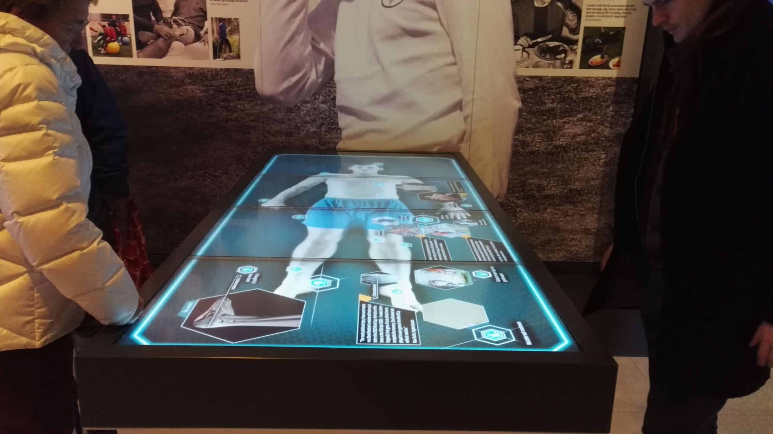 La table d’anatomie pour porter la biologie vers le grand public