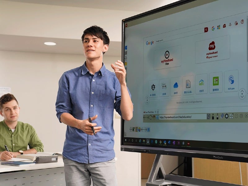Tableau numérique tactile : outil d'apprentissage interactif